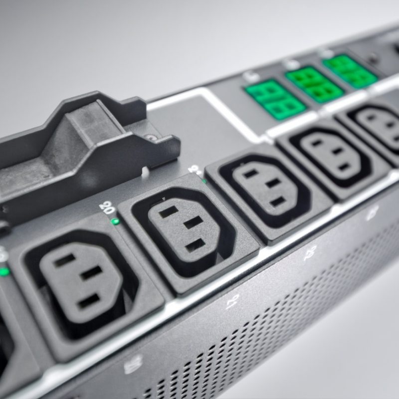 PDU (Power Distribution Unit) - Legrand